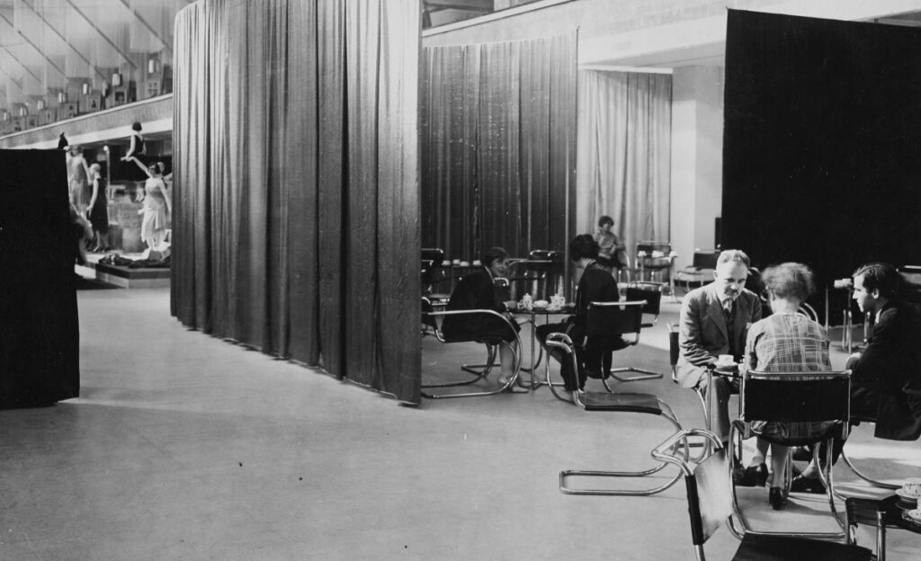 Lilly Reich e l'essenza tessile del progetto - Giornale dell'Architettura
